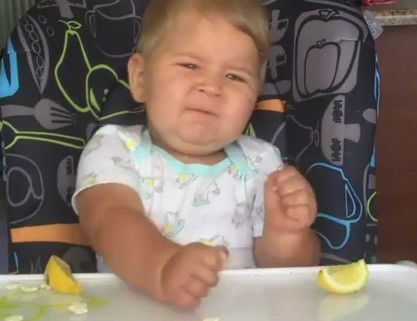 Baby Tries a Lemon - Momdot.com