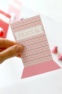 Free Valentines Day "Hugs & Kisses" Card Printable - Momdot.com