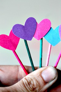 How to color toothpicks that impress party guests! - Momdot.com