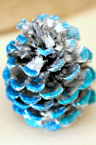 Glitter Pine Cones : DIY Fall Decor