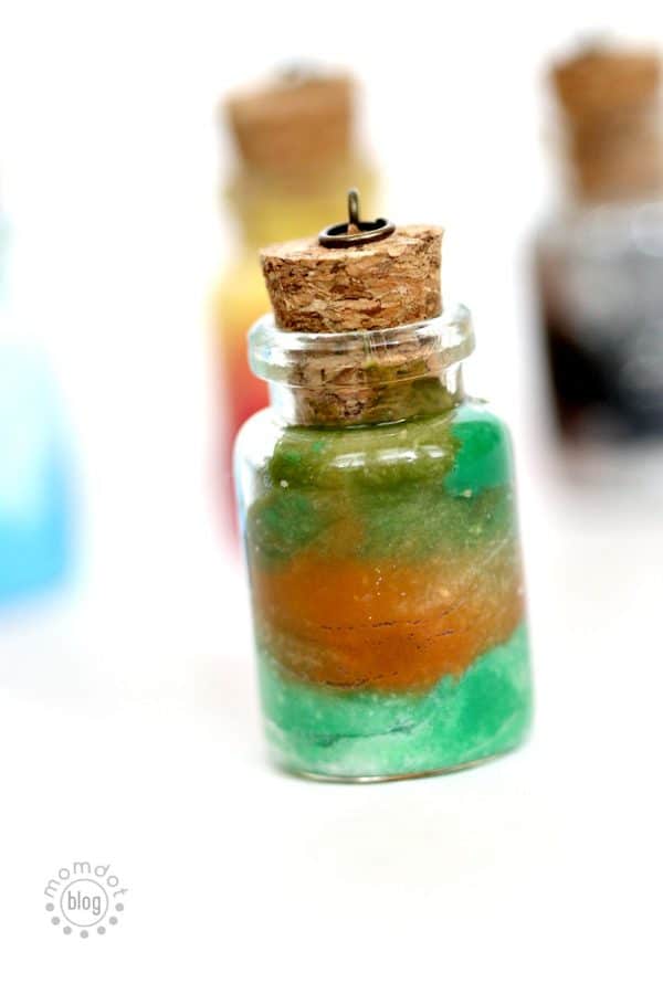 Create Element Jars Necklaces for Nerdy Friends (LIKE ME) - MomDot