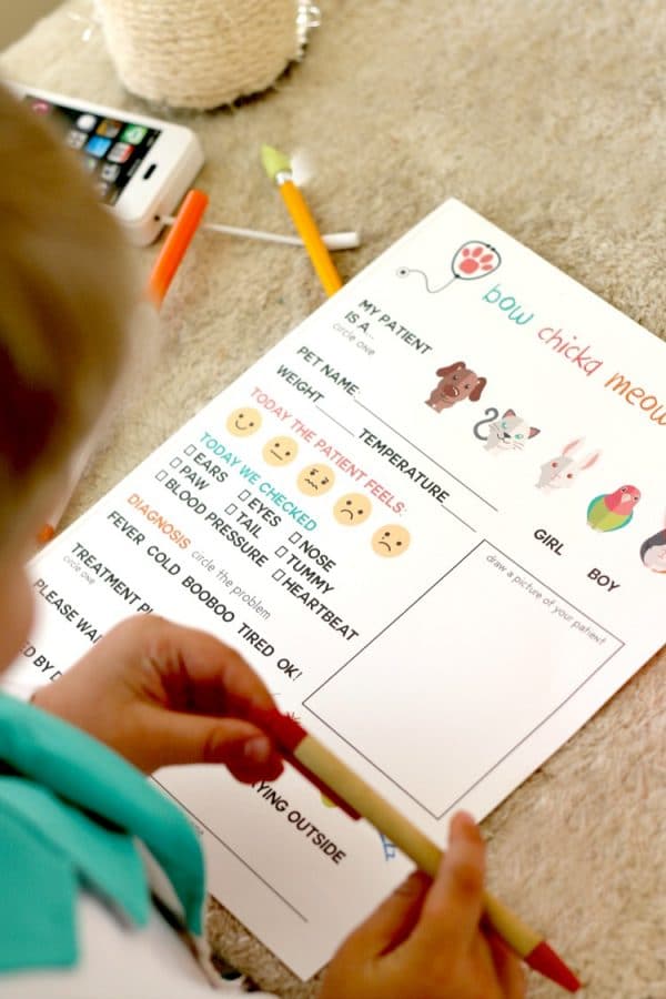 Free Printable: Vet Office Pretend Play Sheet