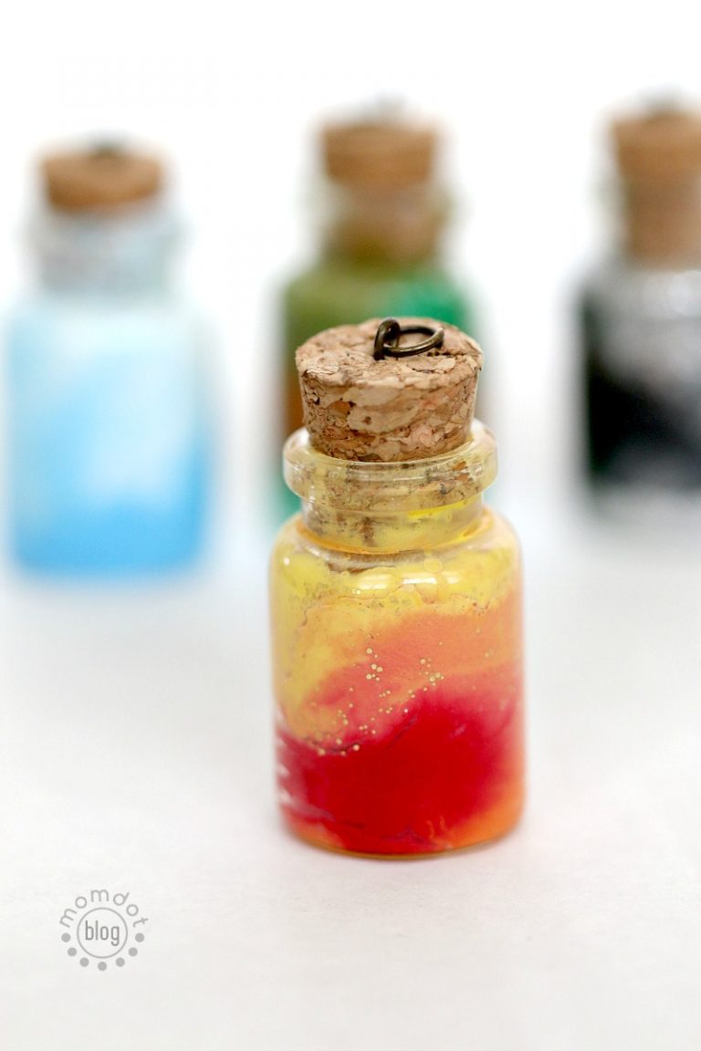 Create Element Jars Necklaces for Nerdy Friends (LIKE ME) - MomDot
