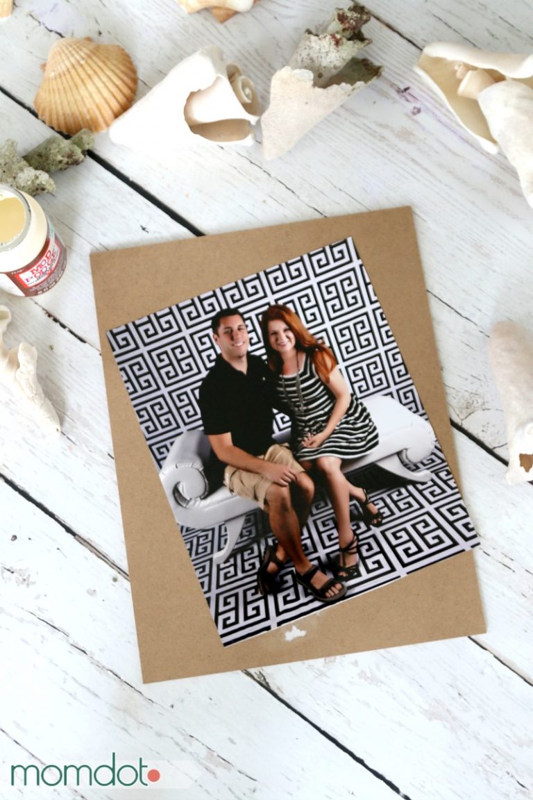 Beach shadow box with sand: DIY