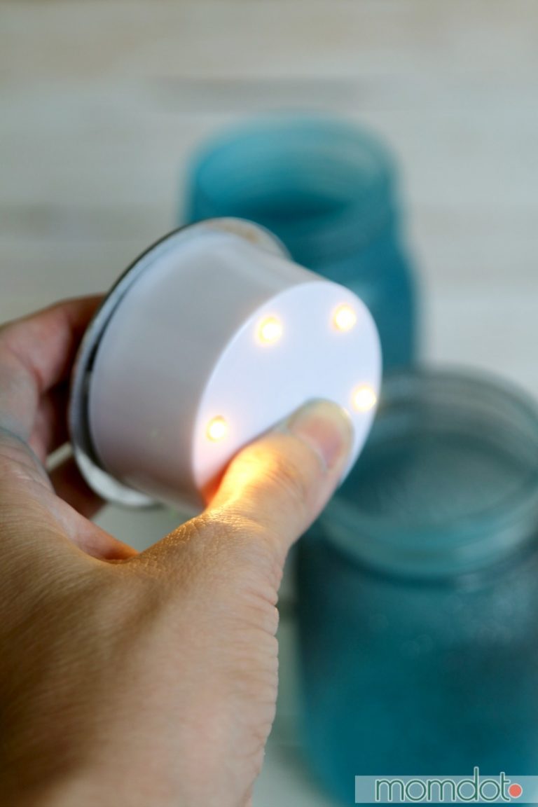 Mason Jar Night Light DIY - Momdot.com