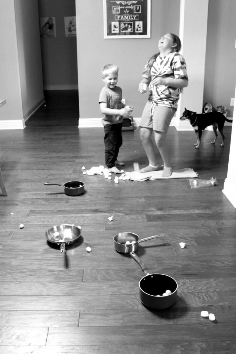 Let s Play The Quiet Game Momdot let-s-play-the-quiet-game-momdot