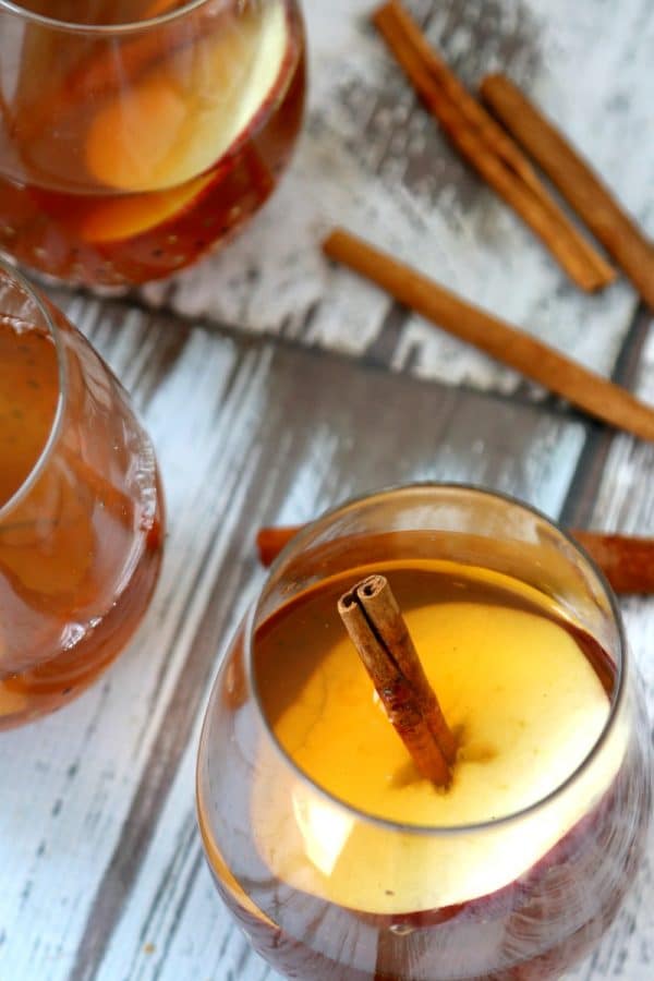 Autumn Tea - My Favorite Apple Tea Recipe! - MomDot