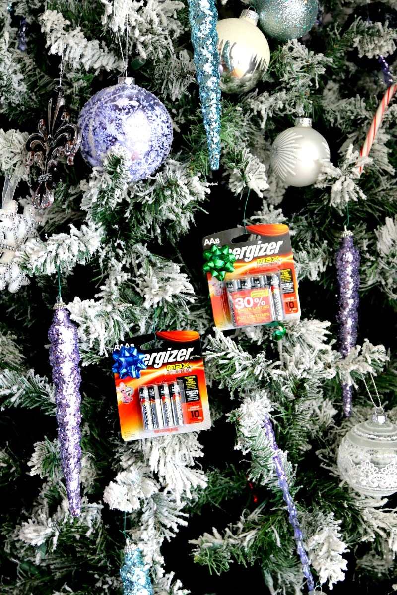 Christmas Morning Battery Hack - Momdot.com