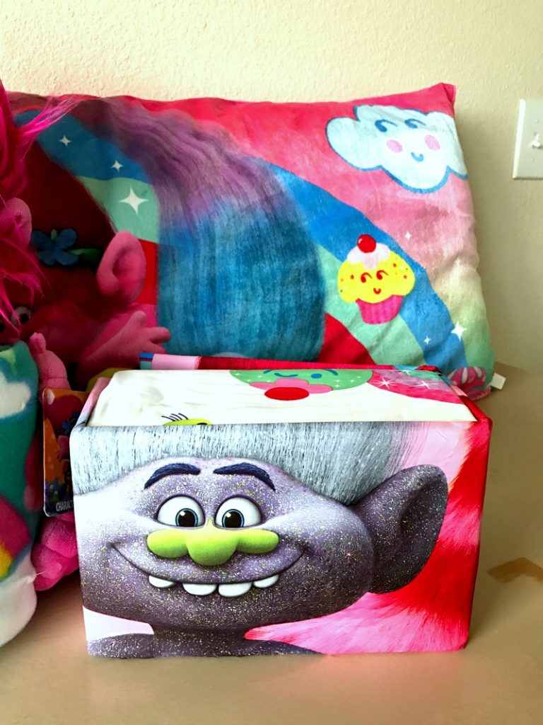 4 Must Have Pieces of Trolls Movie Bedding - Momdot.com