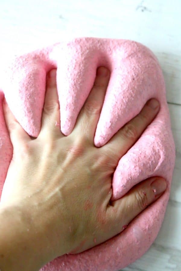 15 Insane Homemade Slime Recipes - Momdot.com