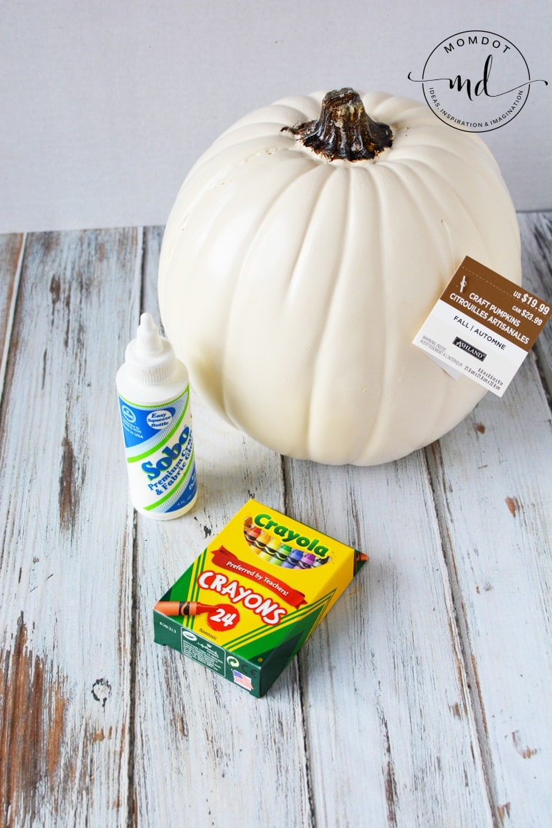 Melting Crayon Pumpkin Decorating Tutorial - Momdot.com Melting Crayon Pumpkin Decorating Tutorial - Momdot.com