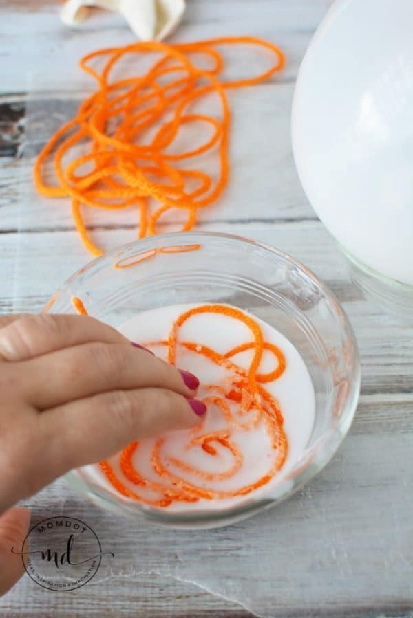 How To Make Yarn Pumpkins With Balloons - MomDot