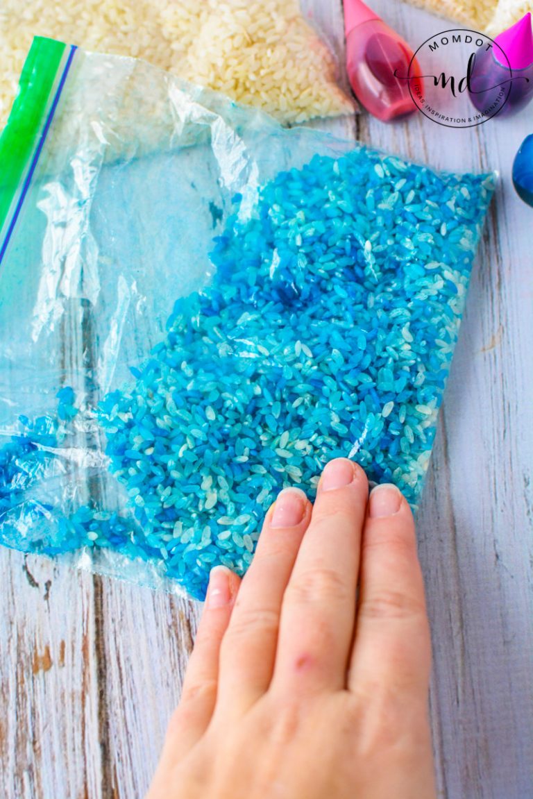 How to Dye Rice | DIY Colored Rainbow Rice - Momdot.com