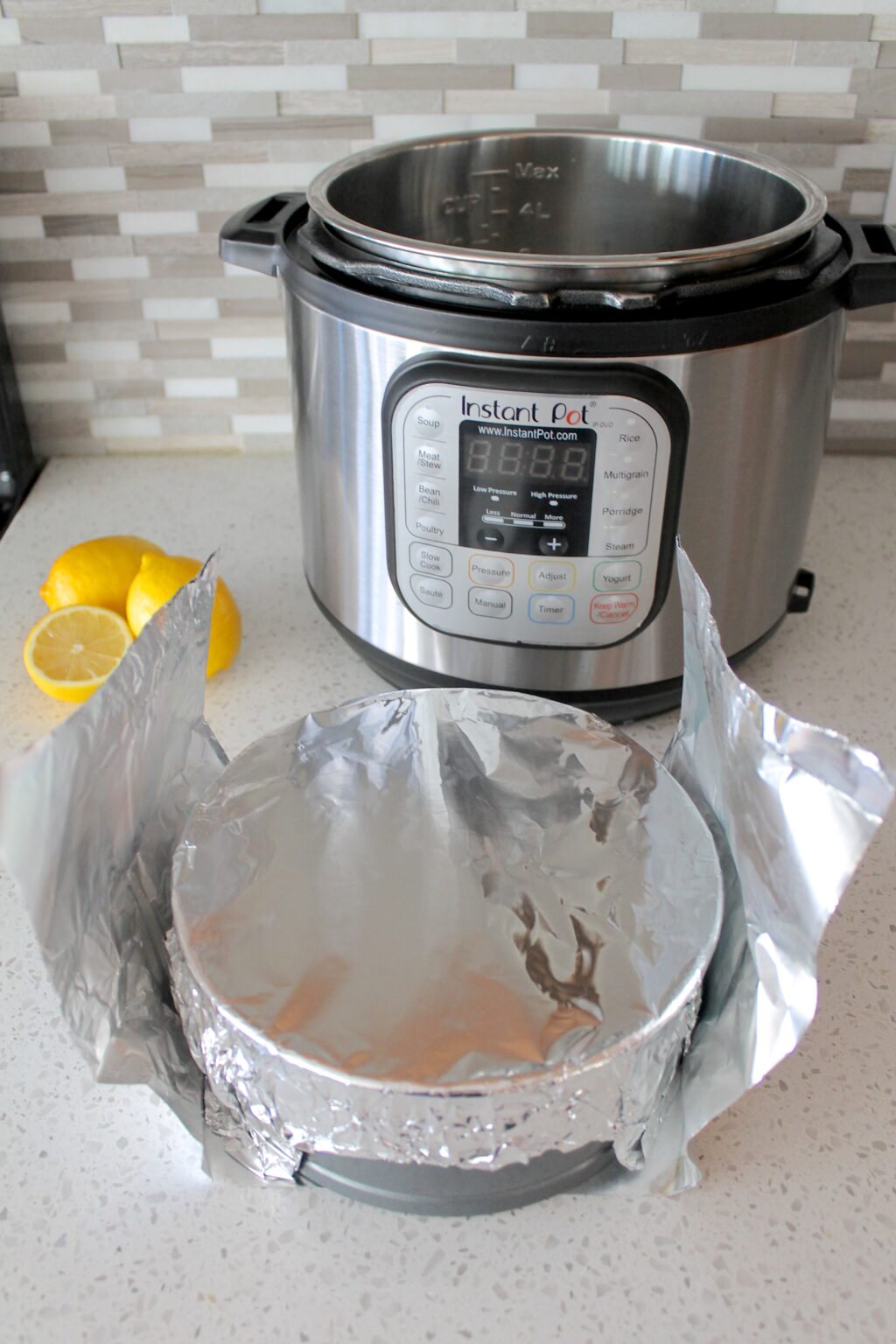 Instant Pot Lemon Cheesecake: A Homemade Recipe - Momdot.com