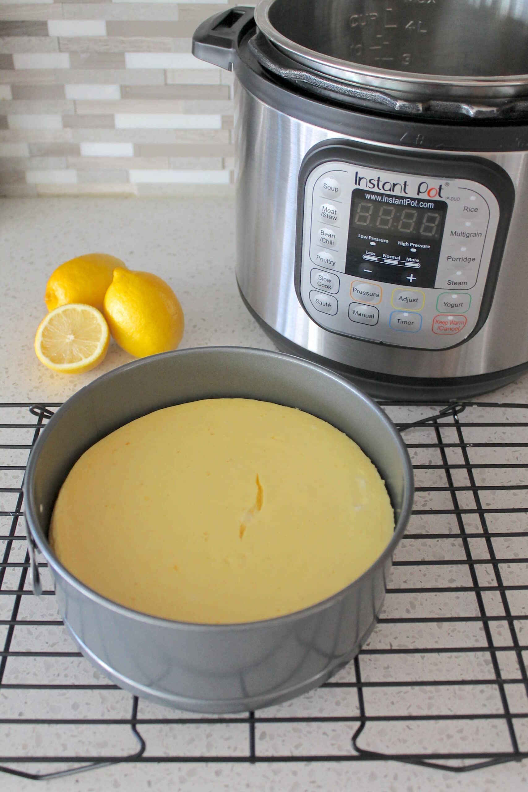 Instant Pot Lemon Cheesecake: A Homemade Recipe - Momdot.com