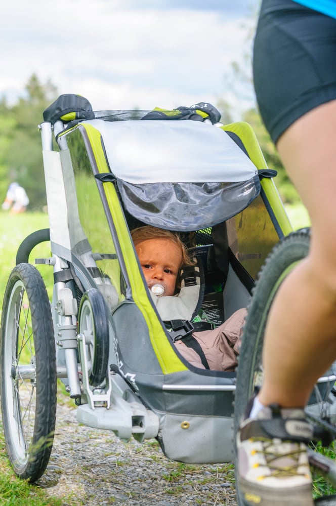 7 Best Bike Trailers For Kids - Momdot.com 2025: Momdot.com